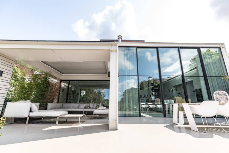 Opening Roofs | Louvretec Australia